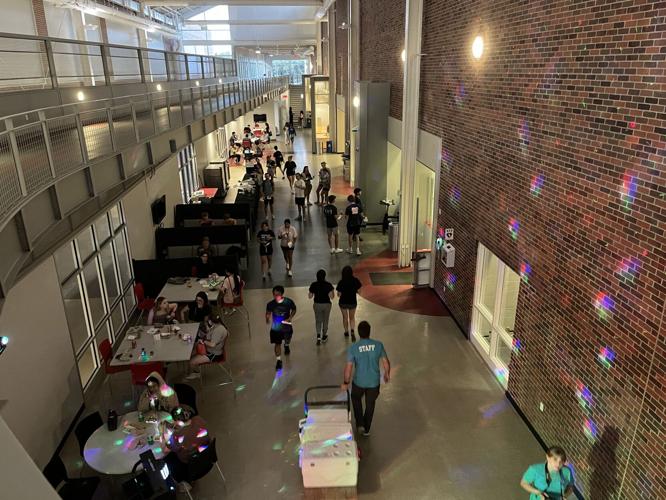 Mav Rec at Night lights up Wellness Center with free food, door prizes ...