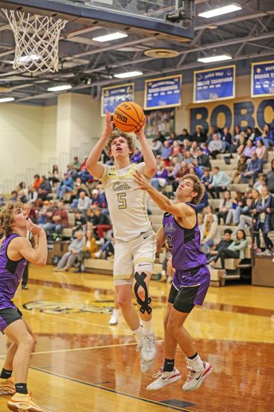 Bobcats hang on to down Walhalla | High School | upstatetoday.com