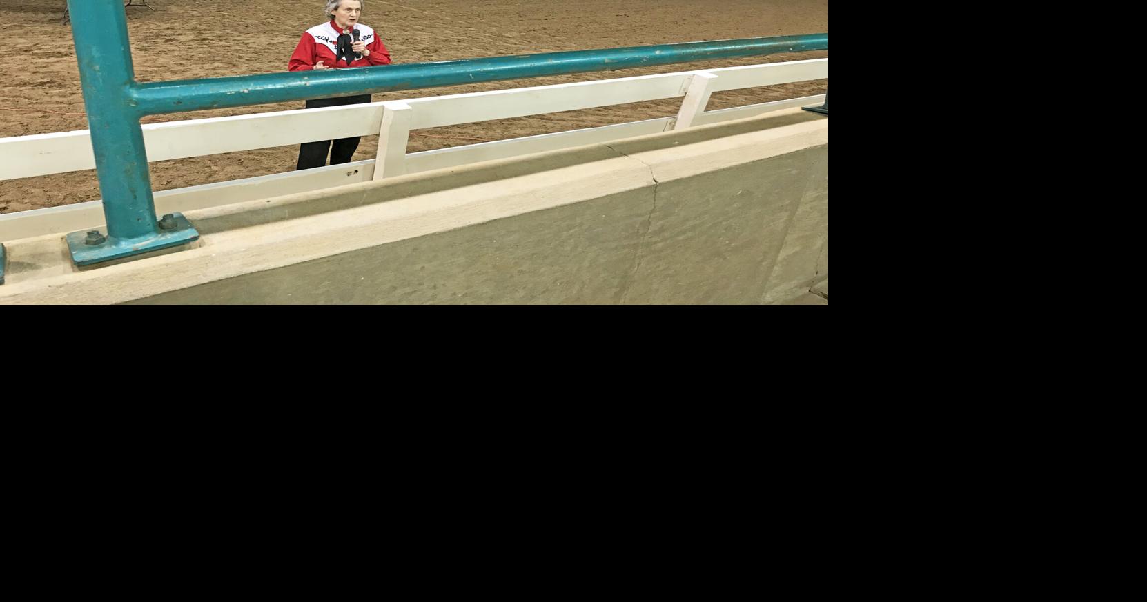 Animal behavior expert speaks at Garrison Arena | News | upstatetoday.com