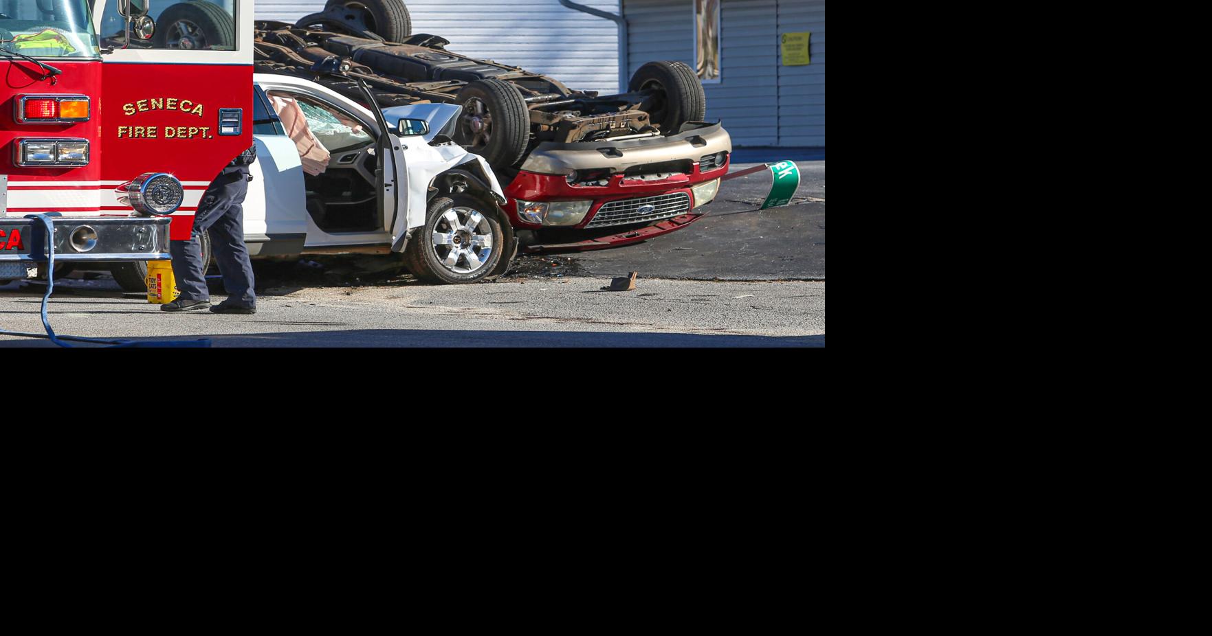 Accident causes car to roll over in Seneca | News | upstatetoday.com
