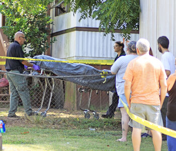 2 shot dead in Seneca: Sheriff says shooter at large as police ...