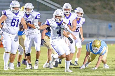 Walhalla, Warriors battle for first region win | Sports | upstatetoday.com
