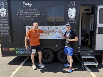 Iowa man completes milestone in running, singing | News | upstatetoday.com