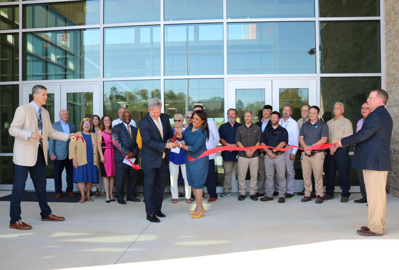 Seneca community, district cut ribbon on new middle school | News ...