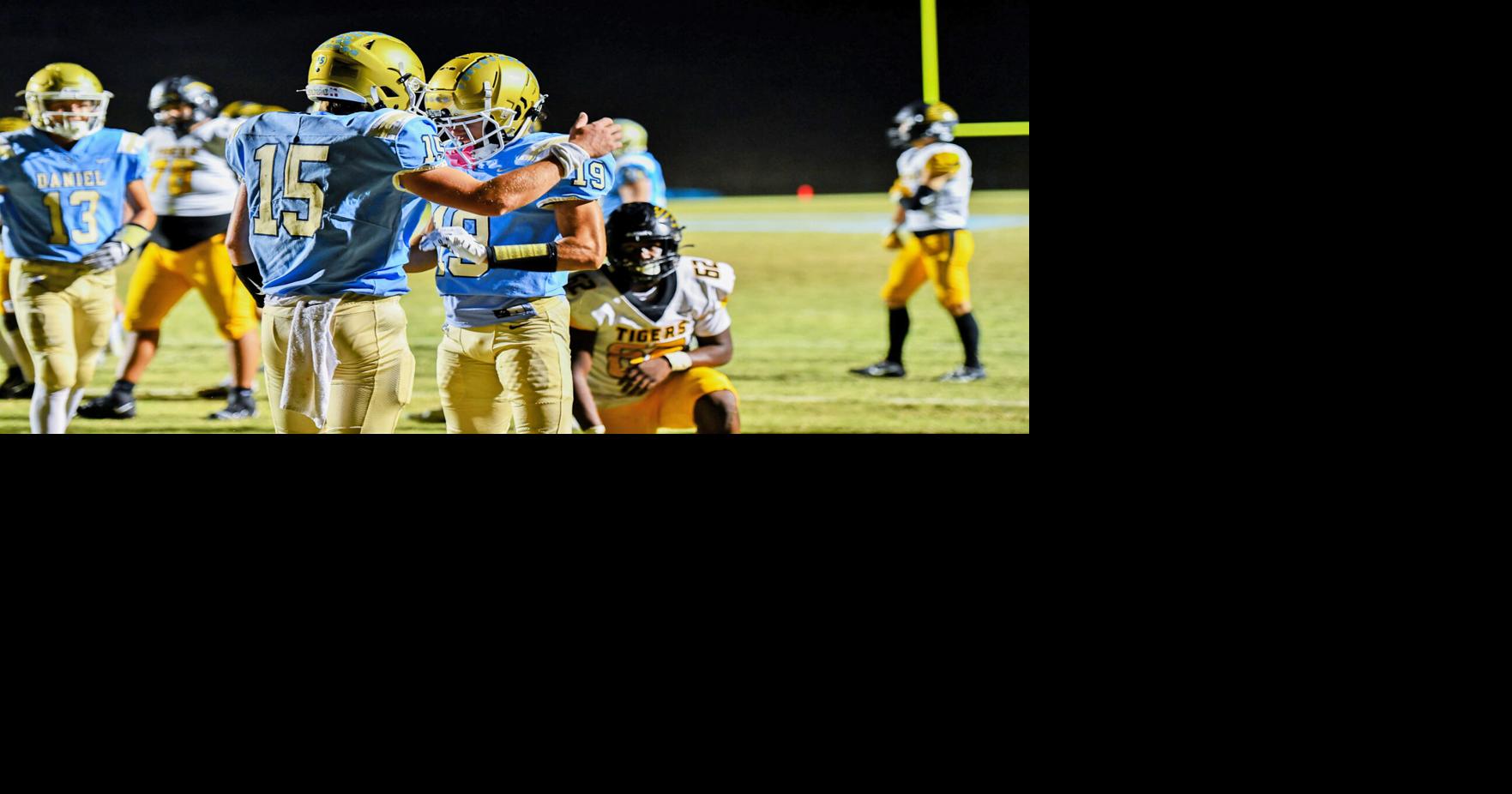 Daniel hosts Hurricanes in second round tonight | Sports | upstatetoday.com