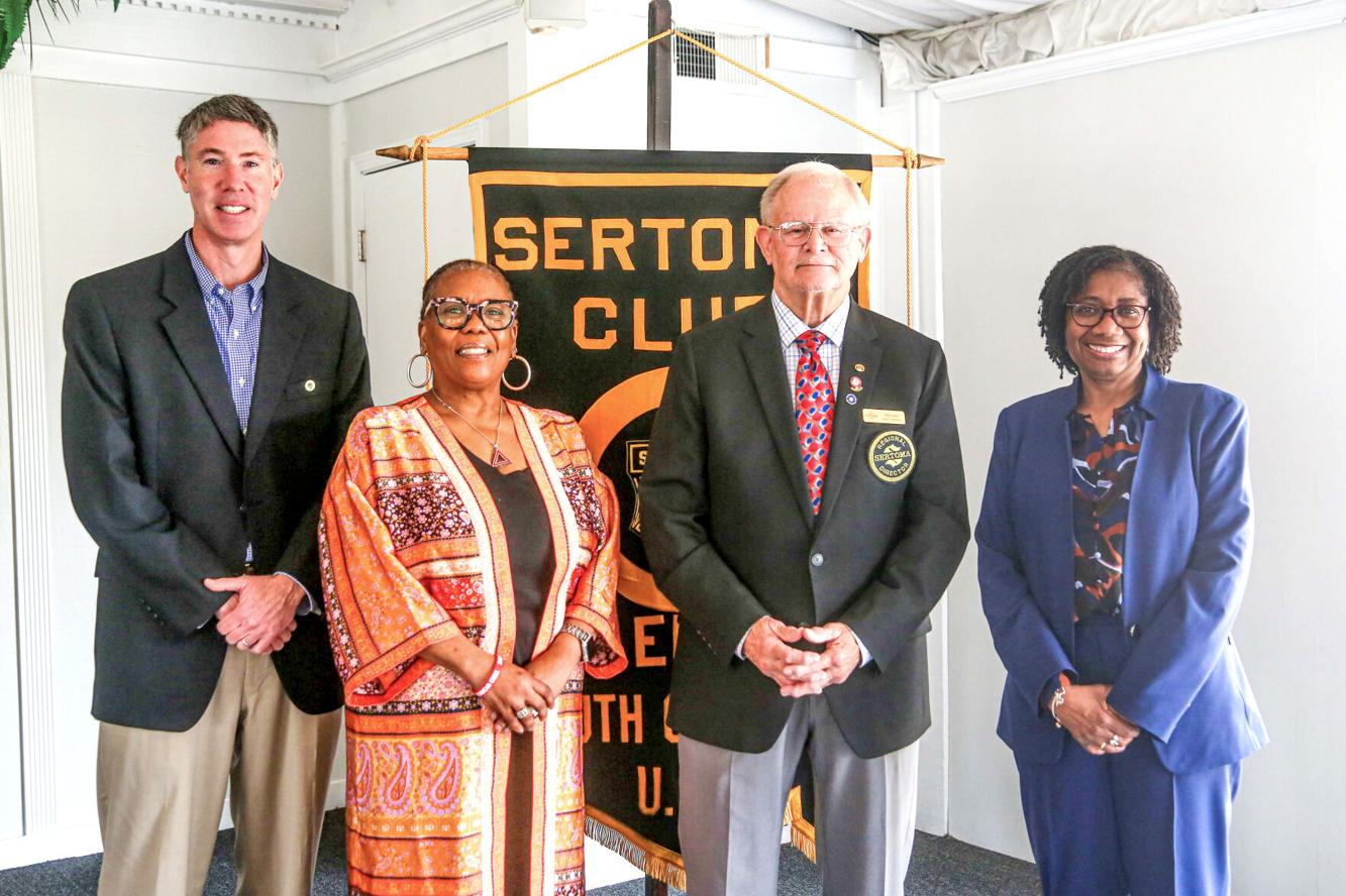 Littlejohn Community Center executive director receives award | News ...