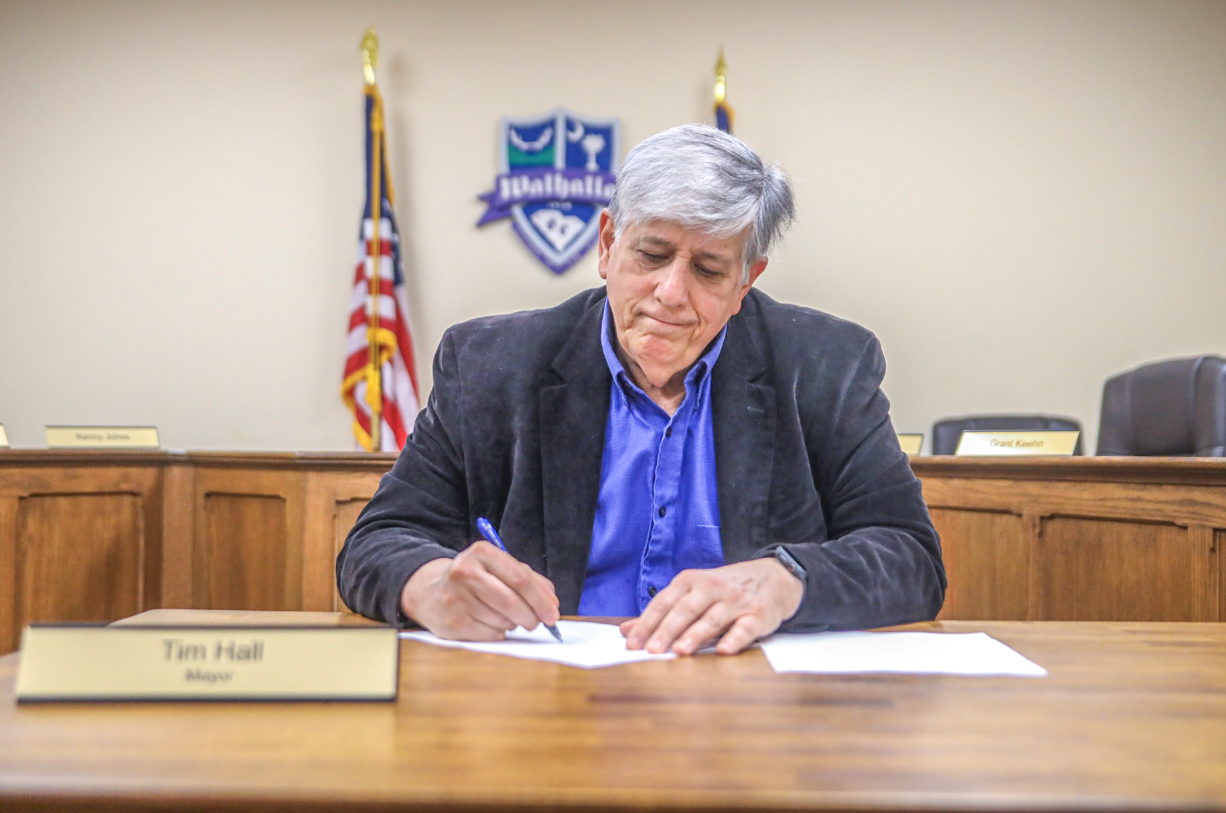 Walhalla signs community center agreement | News | upstatetoday.com