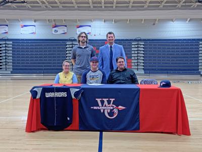 West-Oak’s Gibson signs with Stingers | High School | upstatetoday.com
