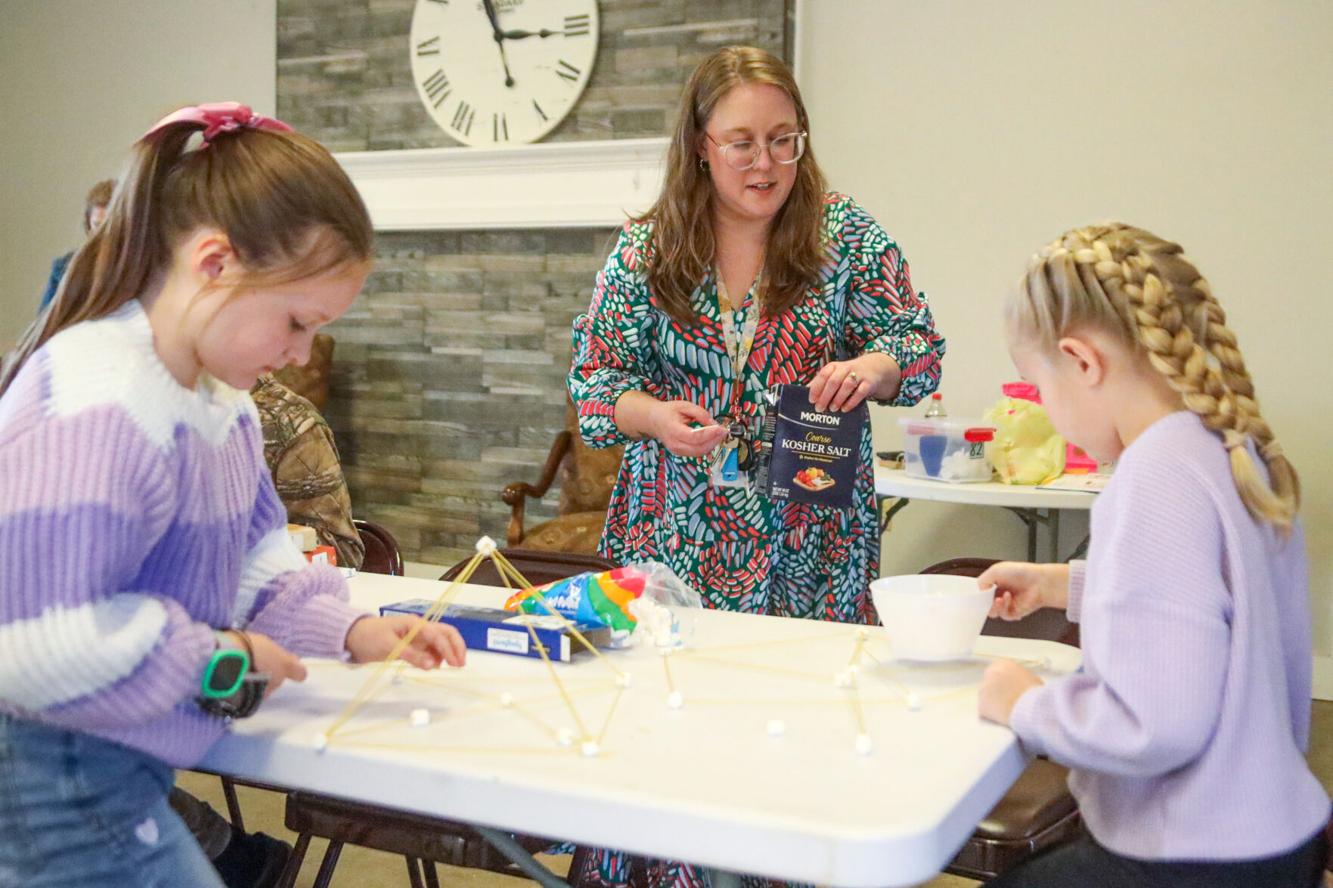 Library launches STEM experiments | News | upstatetoday.com