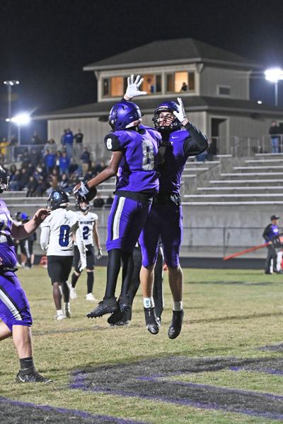 Razorbacks earn first playoff win since 1995 | High School ...