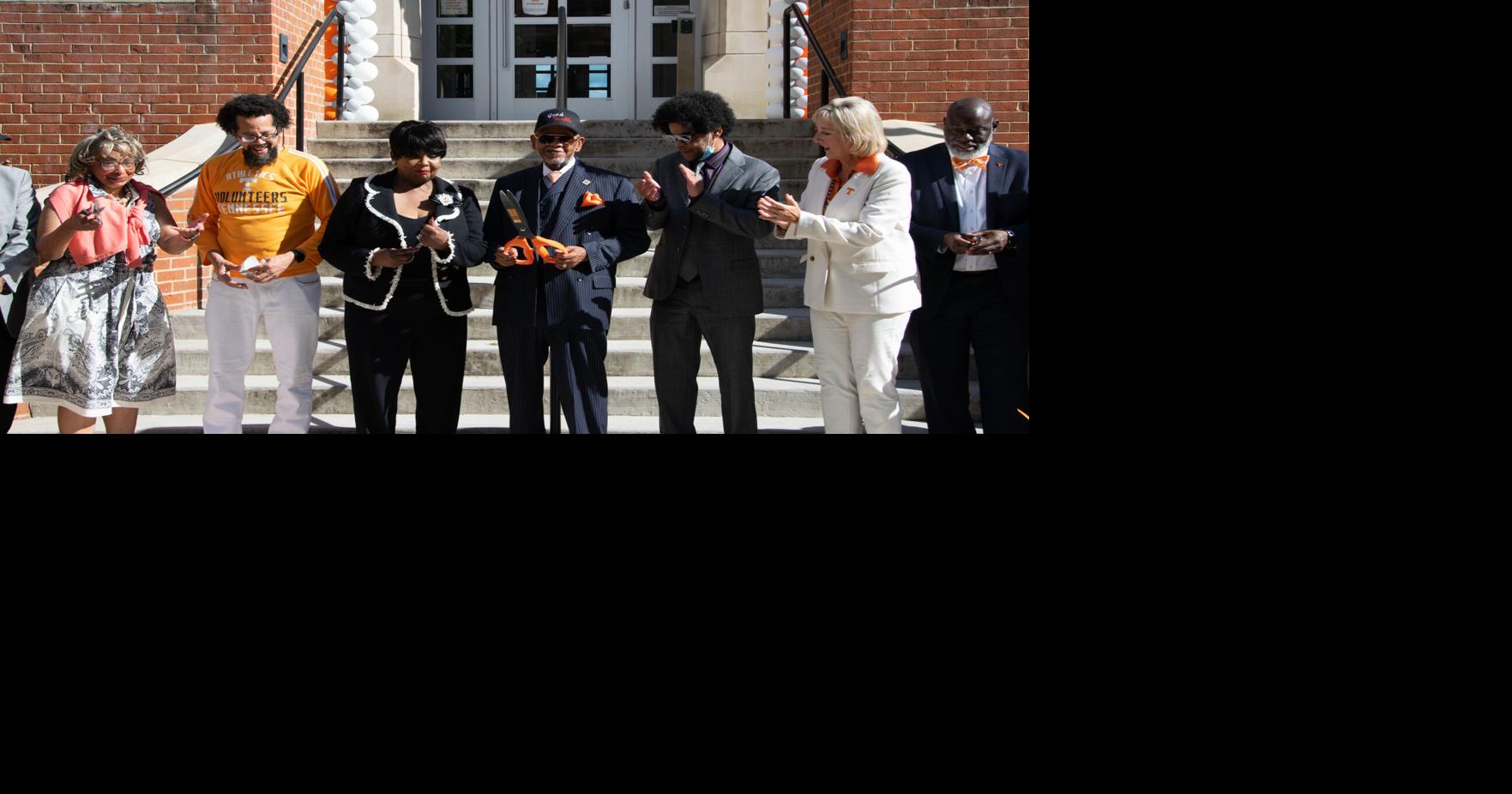 Gallery: Geier and Robinson Hall renaming | | utdailybeacon.com