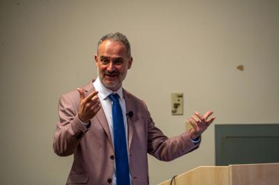 David George Haskell lectures on crisis of inattention, lineage of ...