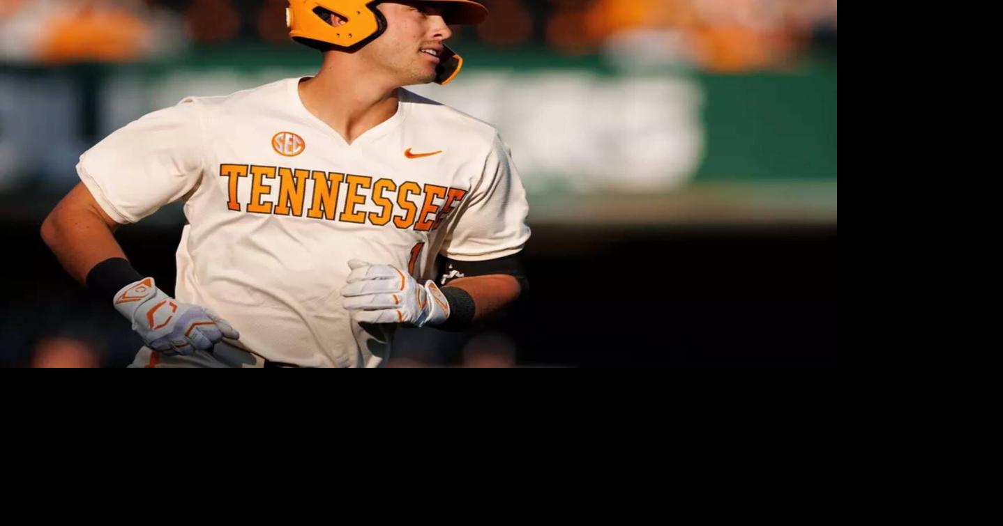 Dean Curley records 3 hits on birthday for Tennessee baseball ...
