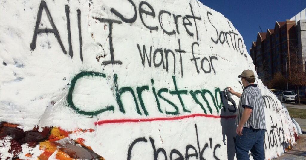 Jimmy Cheek asked to resign amid holiday post on diversity | News ...