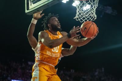 Josiah-Jordan James, Zakai Zeigler have career performances to lead Tennessee basketball over ...