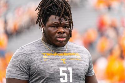 Why a new number is changing Elijah Simmons’ on-field play | Football ...