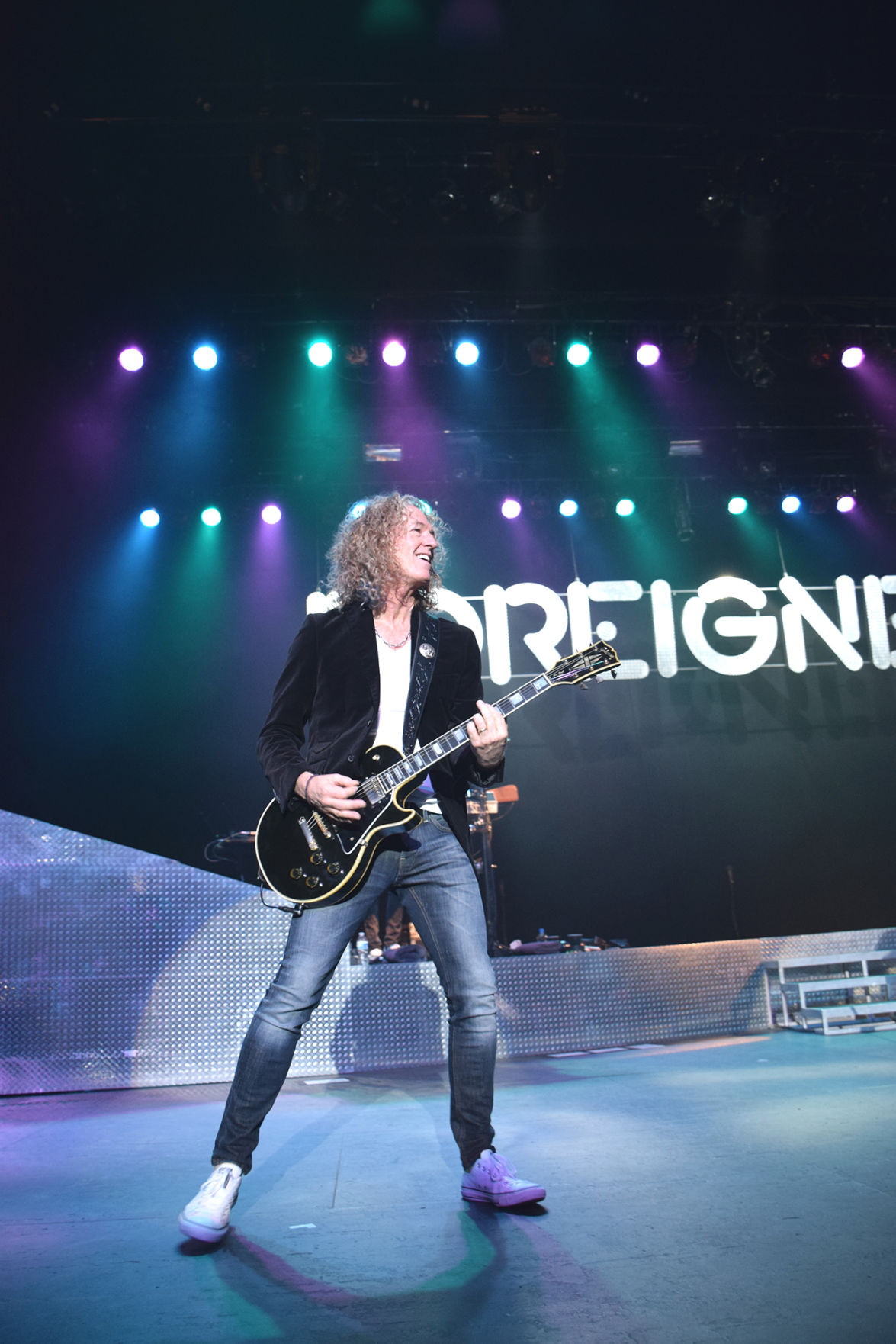 Foreigner a “long, long way from home” at Tennessee Theatre | Arts And ...