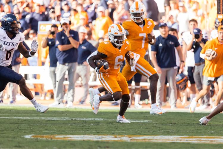 Dylan Sampson has career day in Tennessee's win over UTSA | Football ...