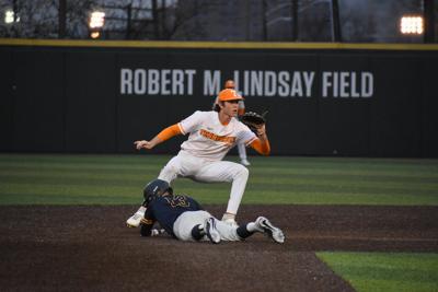 Max Ferguson leads the Vols with throwback approach | Baseball ...