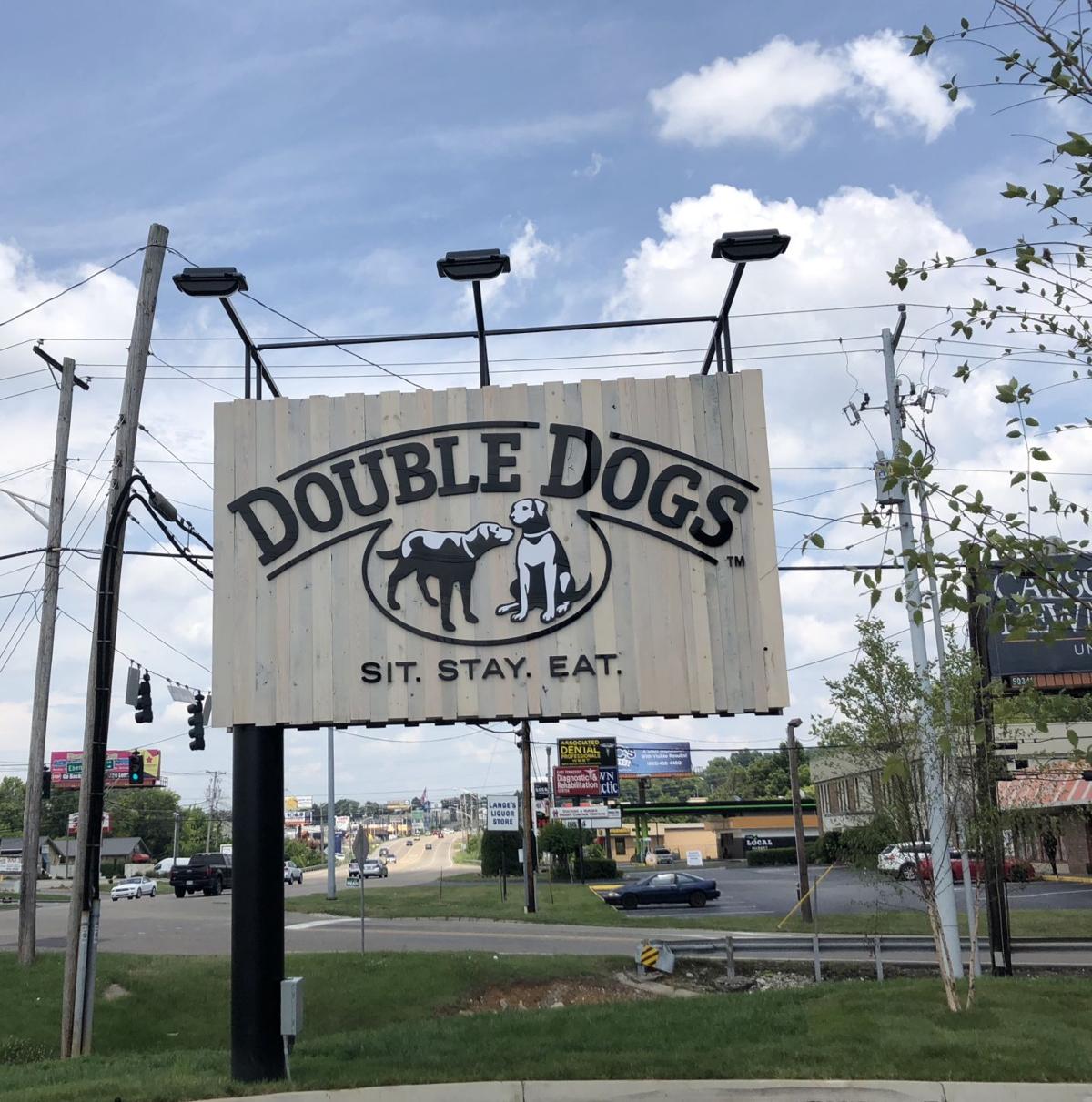 Barks, bites abound at Double Dogs | Arts And Culture | utdailybeacon.com