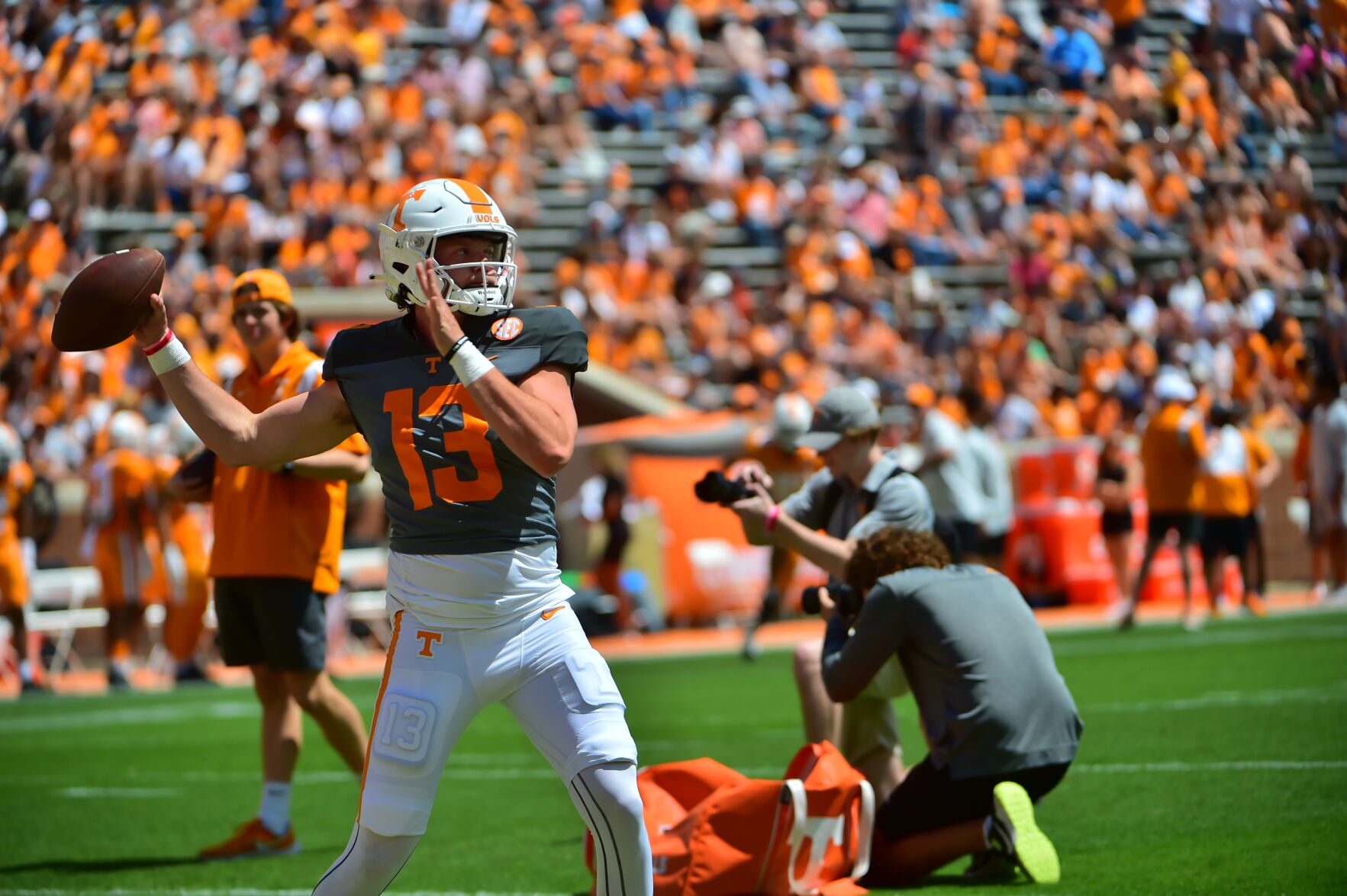 Football Grades: Orange and White | Football | utdailybeacon.com