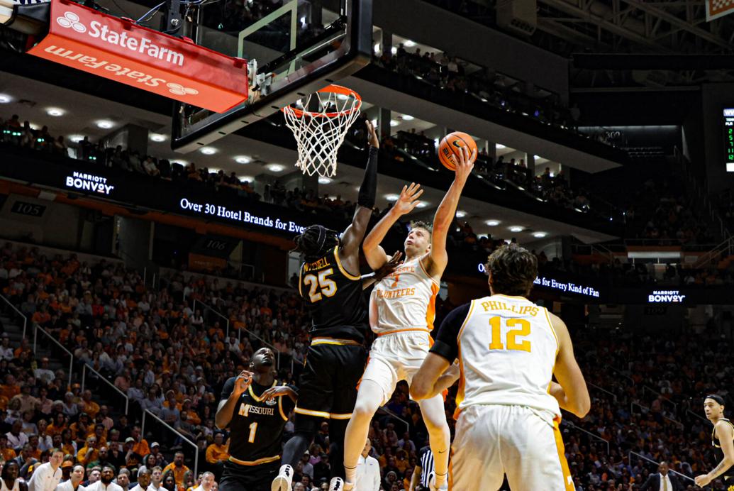 Igor Milicic Jr. returns from illness, puts together complete double ...