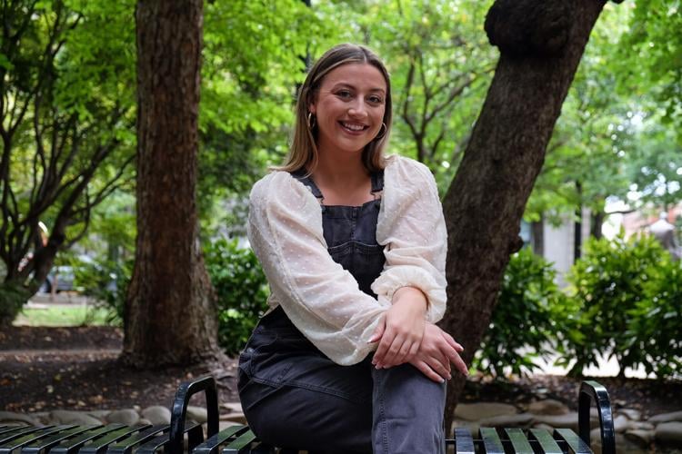 Photo Gallery - Gabrielle DePietro Feature | Campus News | utdailybeacon.com