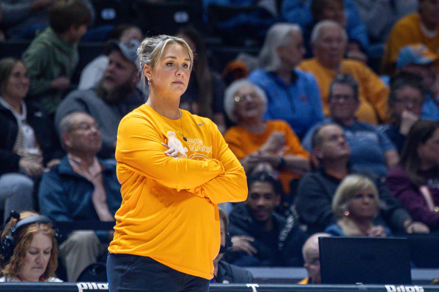 Lady Vols basketball head coach Kim Caldwell gives birth to son, did ...