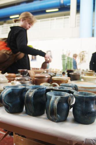 Ceramics Club hosts bi-annual pottery sale | Entertainment ...