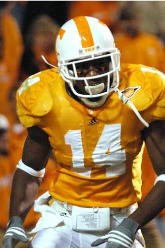 Berry represents Tennessee in NFL | Sports | utdailybeacon.com