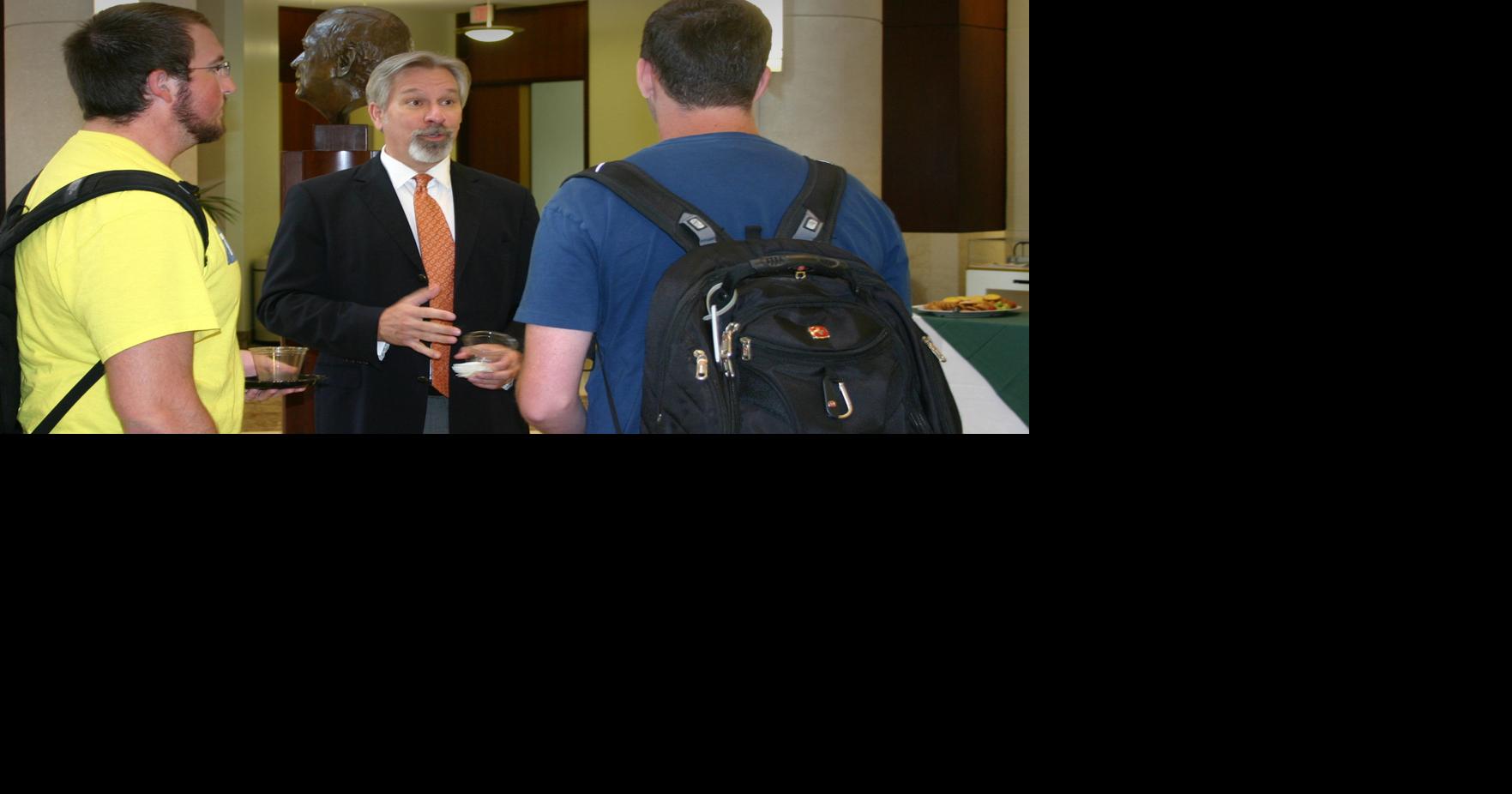 Timothy Hulsey named UT's Honors Provost | News | utdailybeacon.com