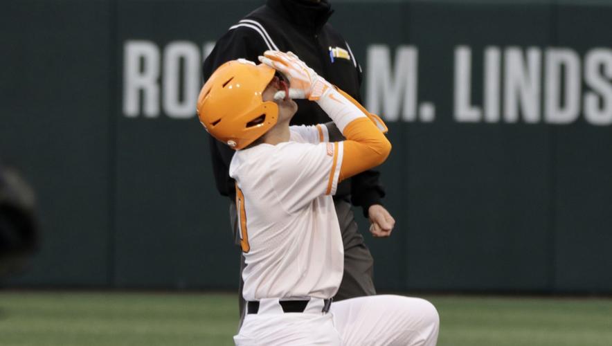 Baseball vs. Dayton | Featured Photos | utdailybeacon.com