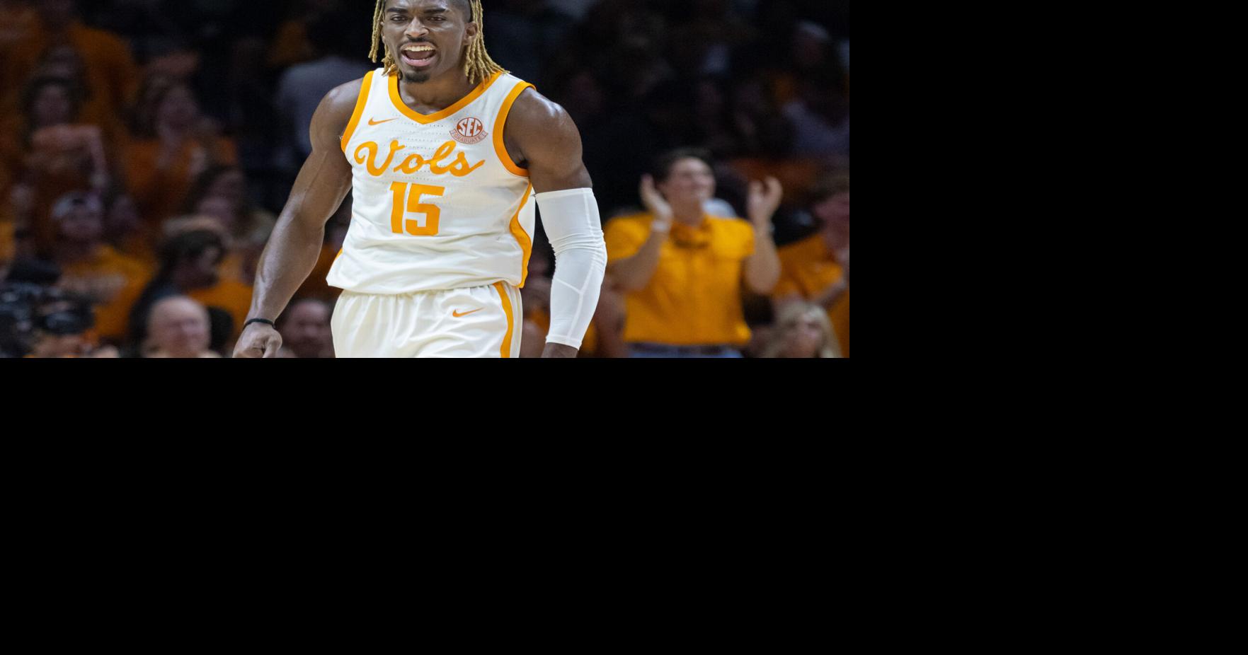 Tennessee Basketball Overcomes Alabama In Buzzer Beating Top 10 Win Mens Basketball
