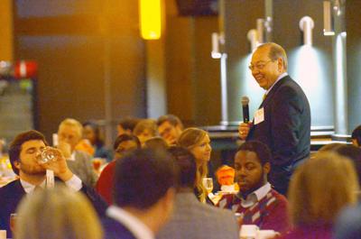 Honors Council hosts chancellor for Q&A | News | utdailybeacon.com