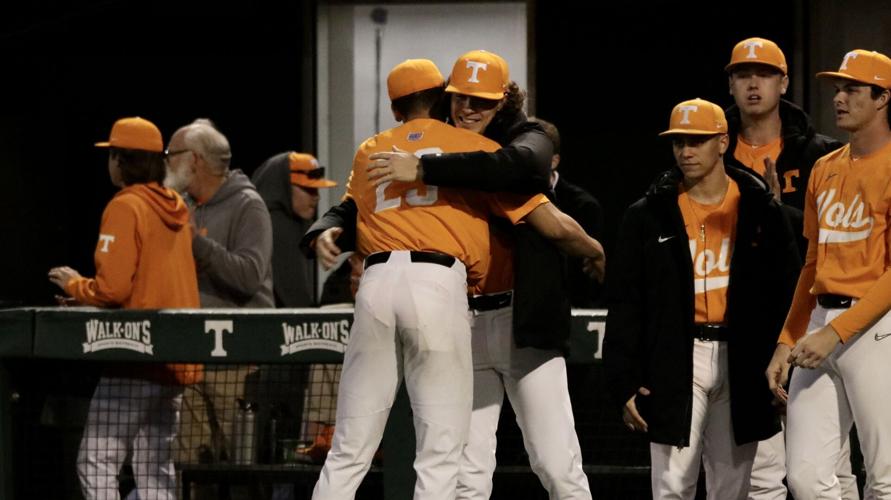 Baseball vs. Dayton | Featured Photos | utdailybeacon.com