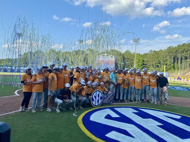 Dylan Loy fulfills 'lifetime goal' with Tennessee baseball by winning ...