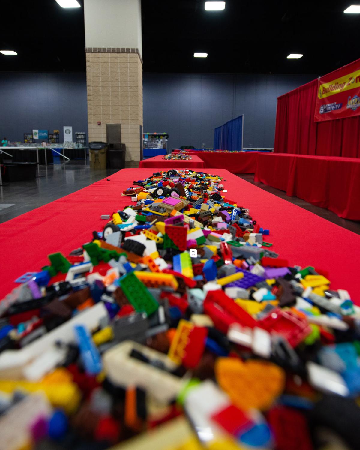2019 LEGO Convention | City News | utdailybeacon.com