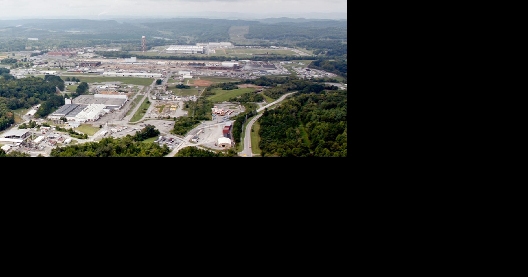 Final wall of historic ORNL building comes down | News | utdailybeacon.com