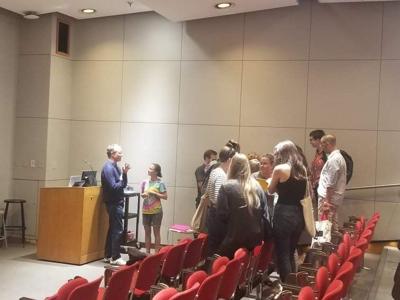 Artist Ridley Howard lectures on inspiration, varying perspective ...