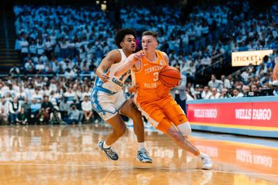 Dalton Knecht 'wants to get better,' searches for response | Men's Basketball | utdailybeacon.com