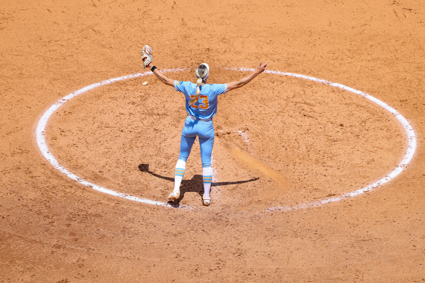 How to watch Karlyn Pickens, Tennessee softball face Jordy Bahl in ...