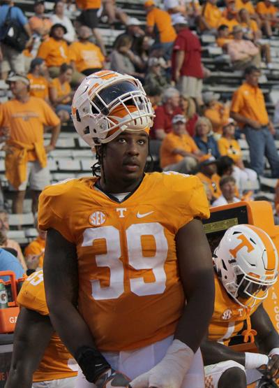 Vickers leading Vols’ defensive line | Sports | utdailybeacon.com