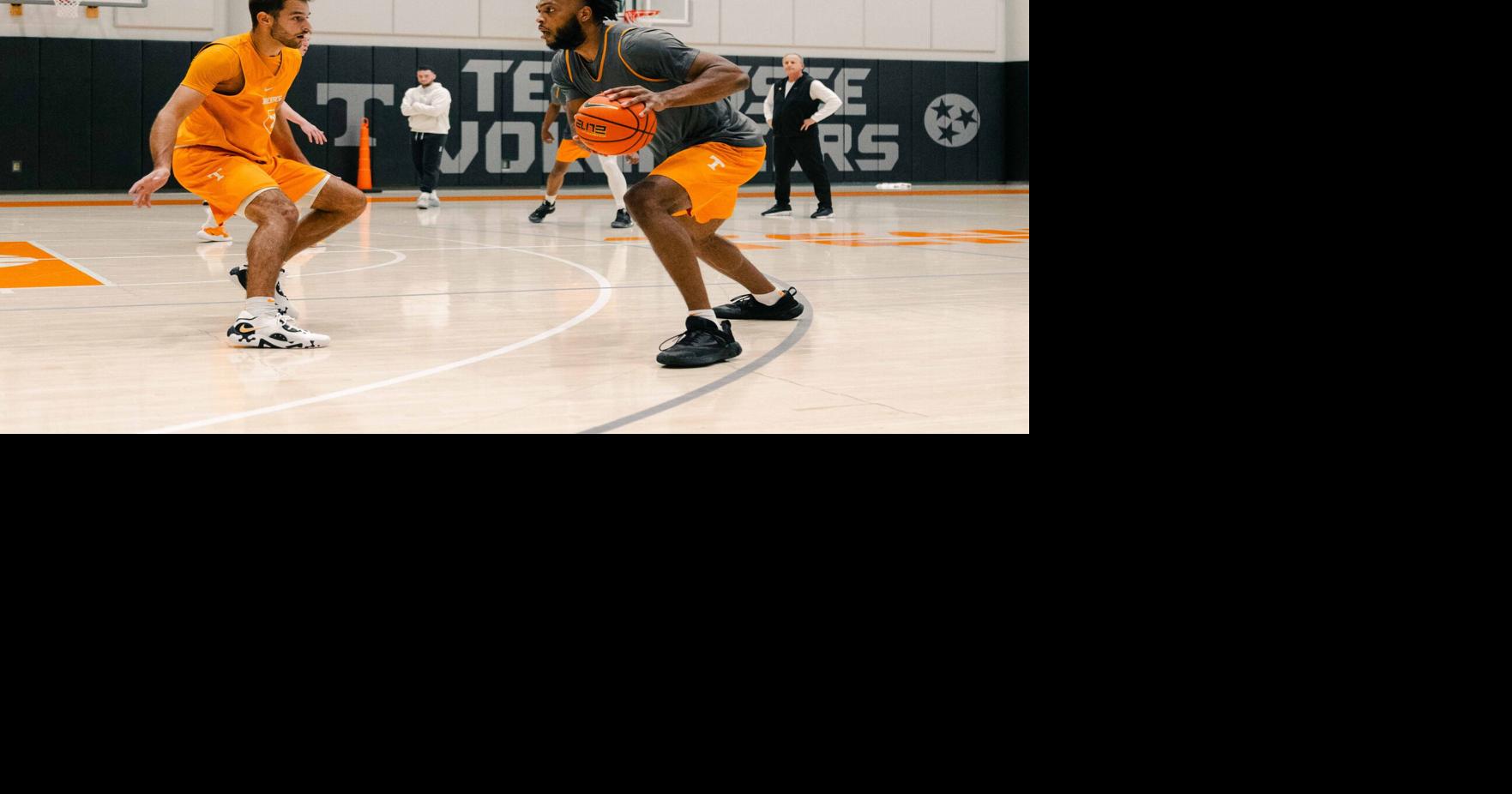 Photo Gallery: Tennessee men's basketball practice 10/26 & 11/2 | Men's ...