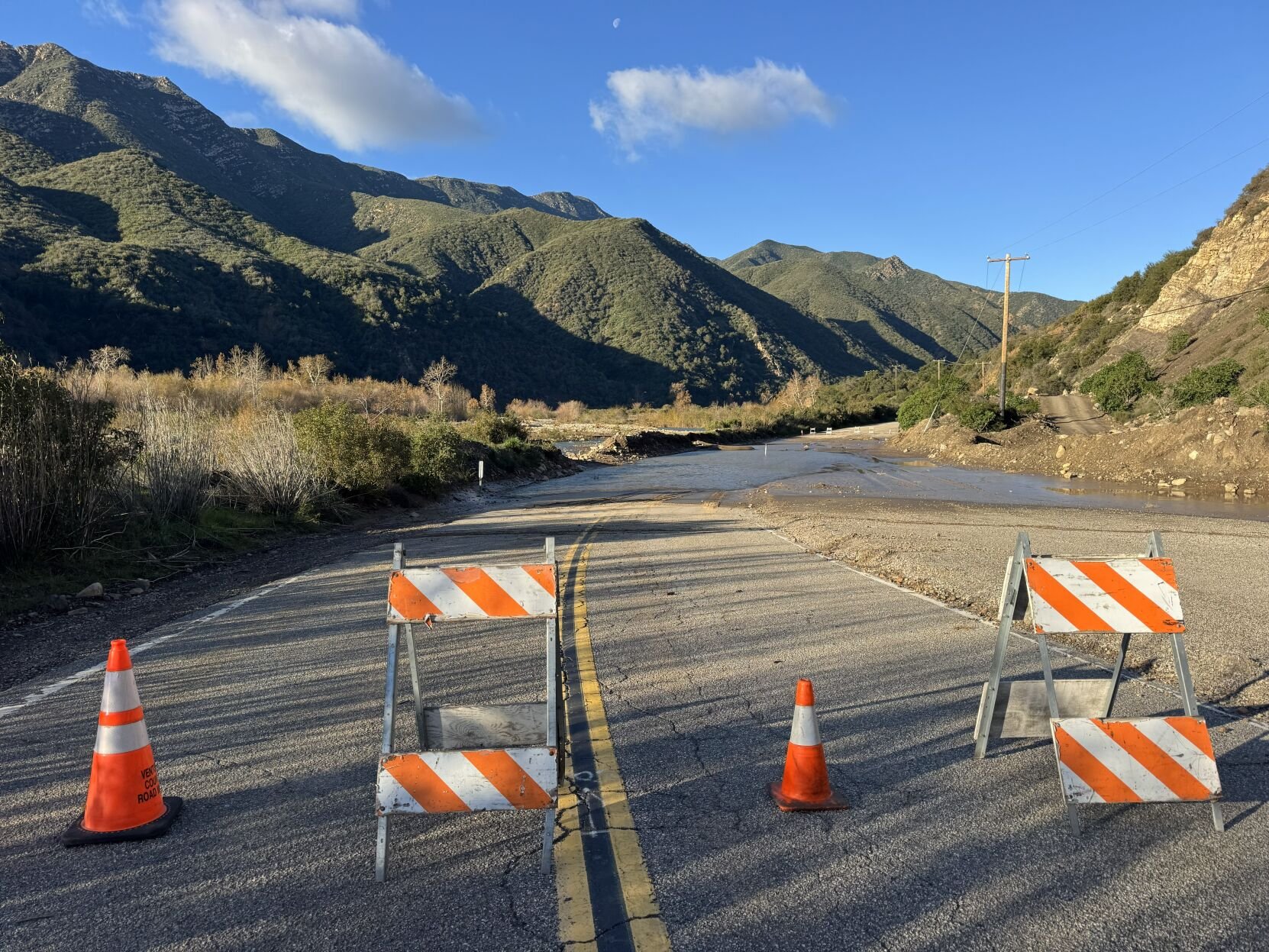 Mending Matilija: Temp repairs to damaged Matilija Canyon Road to get ...