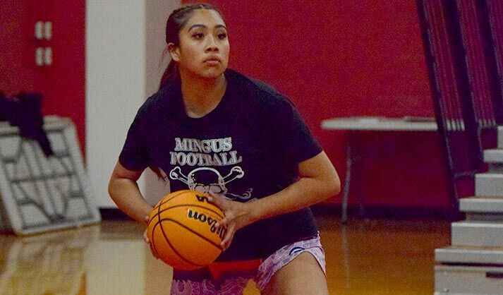 ATHLETE OF THE WEEK: Alice Kinsey | Features | verdenews.com