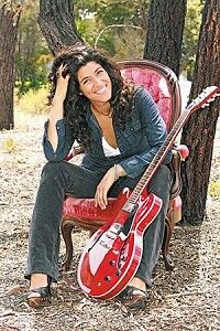 Steph Johnson brings blend of blues, soul, jazz, R&B to Sedona | Music ...