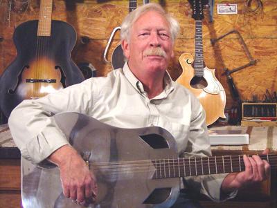 Ed Dowling performs at wine & music event | Kudos | verdenews.com