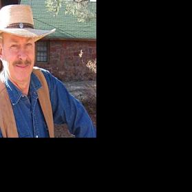 Michael Peach offers new twist to weekly Living Room Concert Series ...