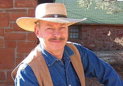 Michael Peach offers new twist to weekly Living Room Concert Series ...