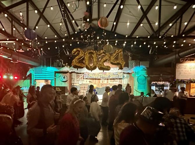Blazin' M Ranch to Host Spectacular New Year's Eve Barn Bash | See & Do | verdenews.com